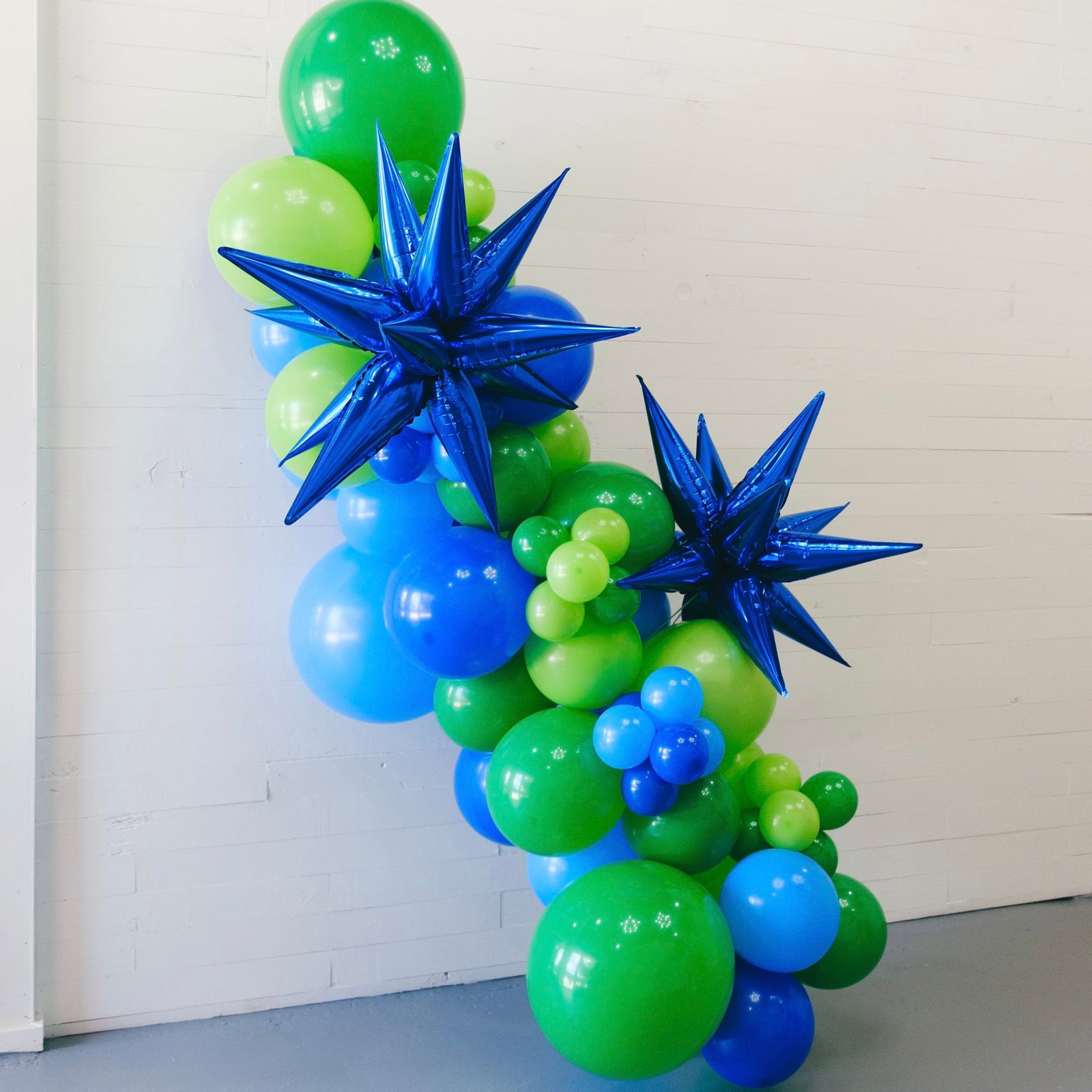 BALLOON GARLANDS – Jubilee Balloon Co.